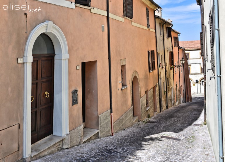 Gingoli, cosa vedere lungo il percorso di visita consigliato
